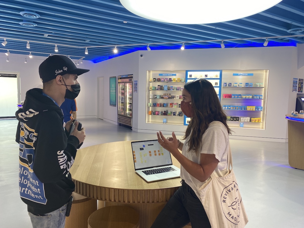 How to Switch Your Dispensary Point of Sale Software - Resource | Flowhub