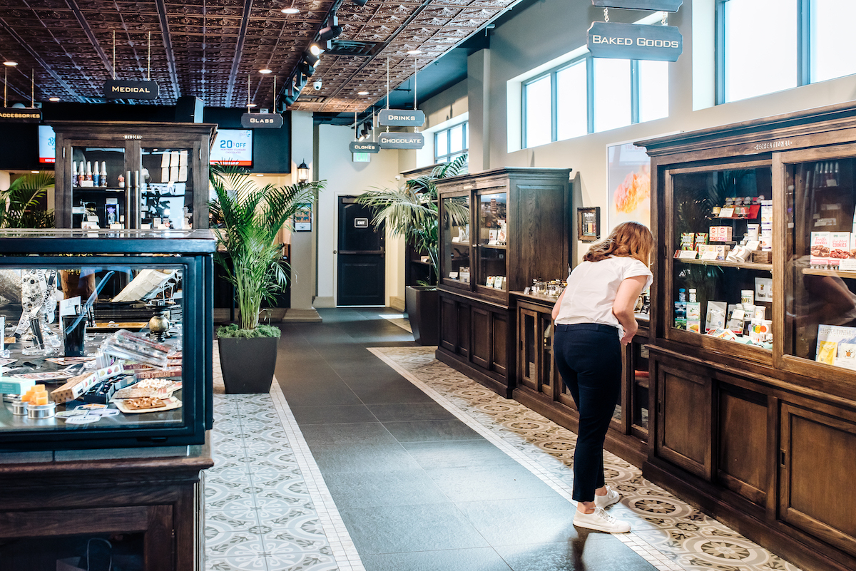 How to Combat Cannabis Retail Price Compression | Flowhub